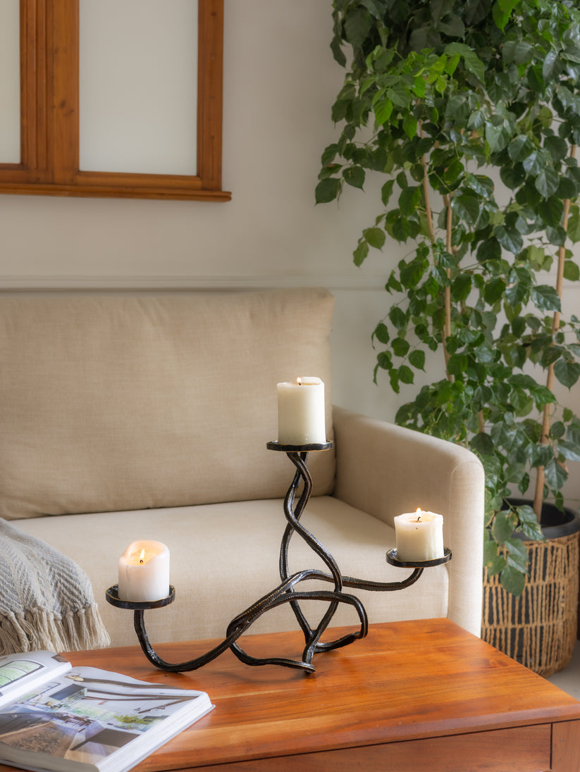 Handmade knot candle light holder made in pure brass with polished brass highlights – The Design ...